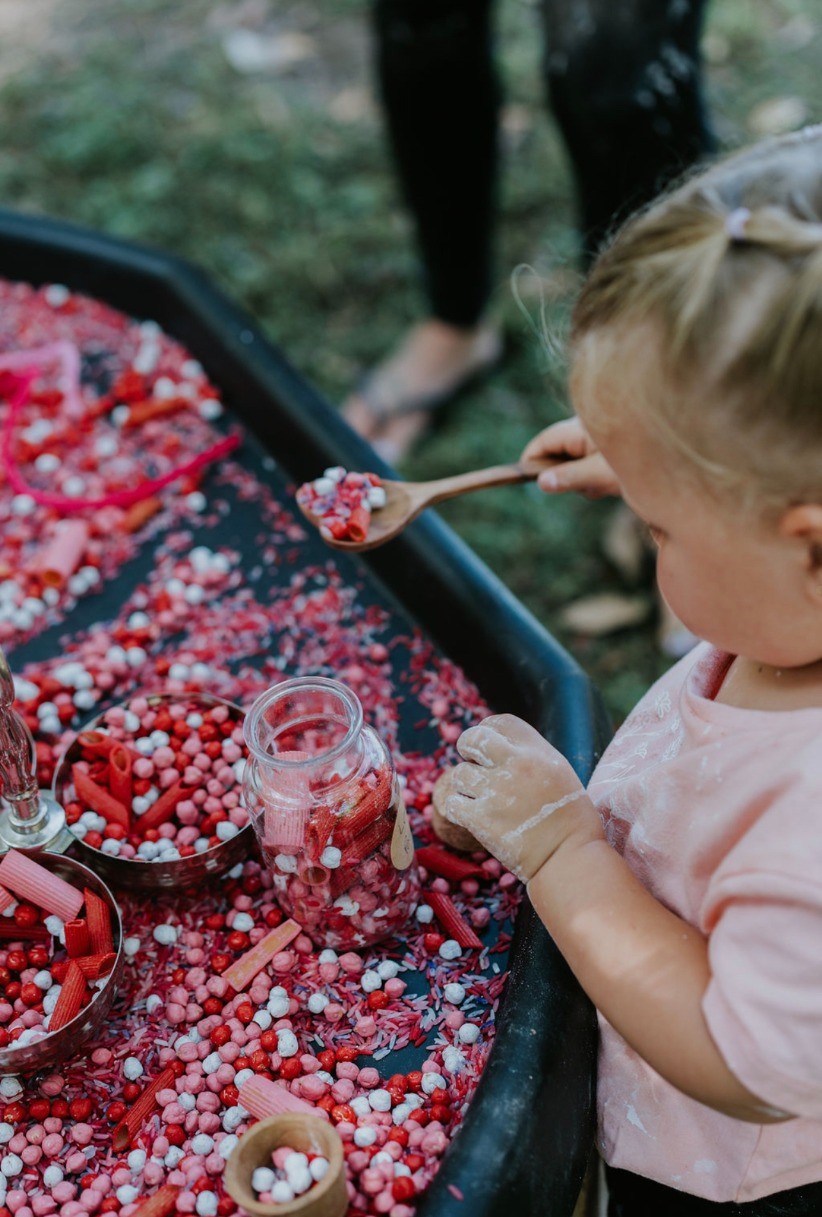 Gumtreekids Messy Play - Christmas at Grinstead Park – Grinstead Park ...