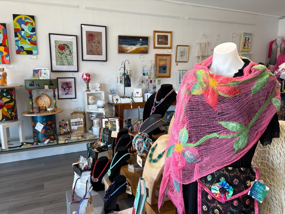 Created with Colour Art Exhibition at Richard Randall Art Studio ...